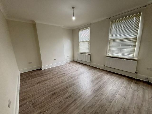 4 Bed Terraced House, Antill Road, N15