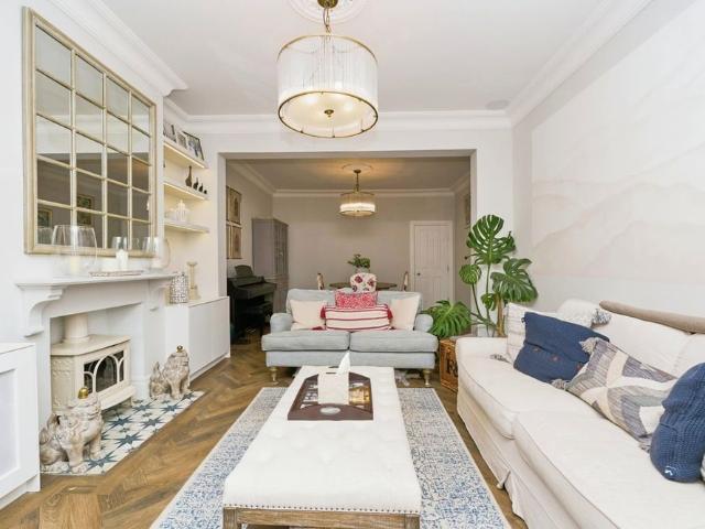 4 Bed Terraced House, Ashleigh Road, SW14