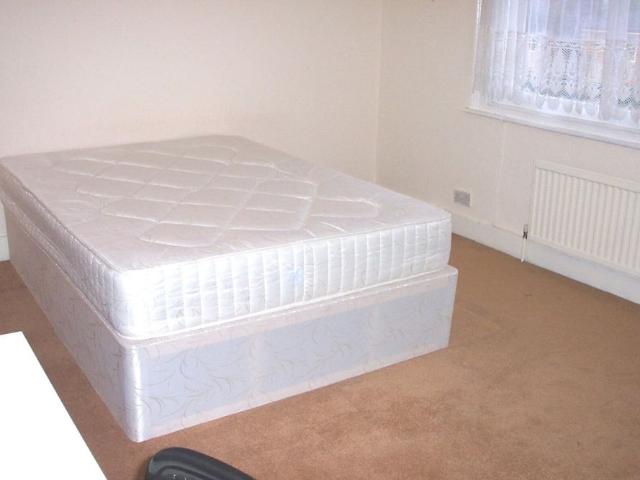 4 Bed Terraced House, Arnold Road, N15