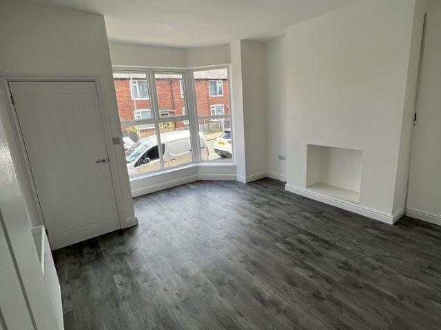 4 Bed Terraced House, Barkly Grove, LS11