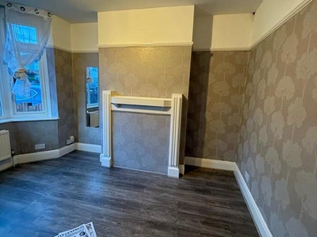 4 Bed Terraced House, Boston Road, BS7