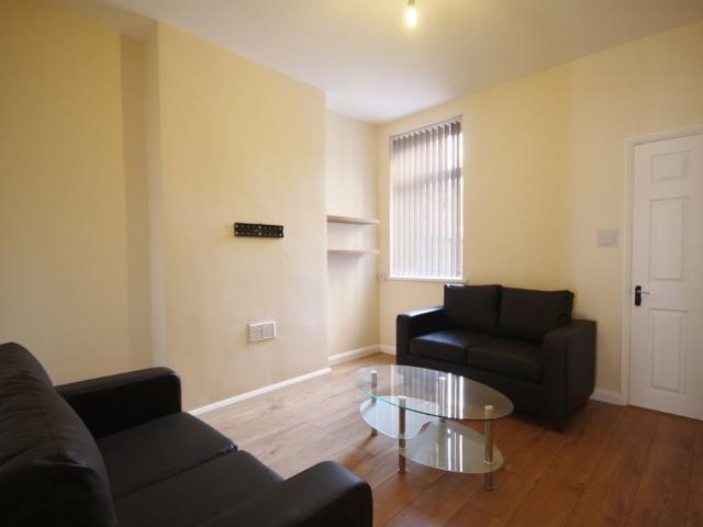 4 Bed Terraced House, Bruce Street, LE3