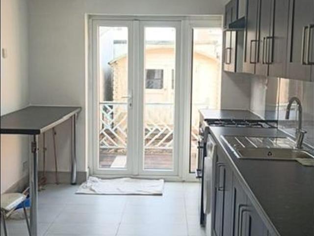 4 Bed Terraced House, Cobham Road, IG3