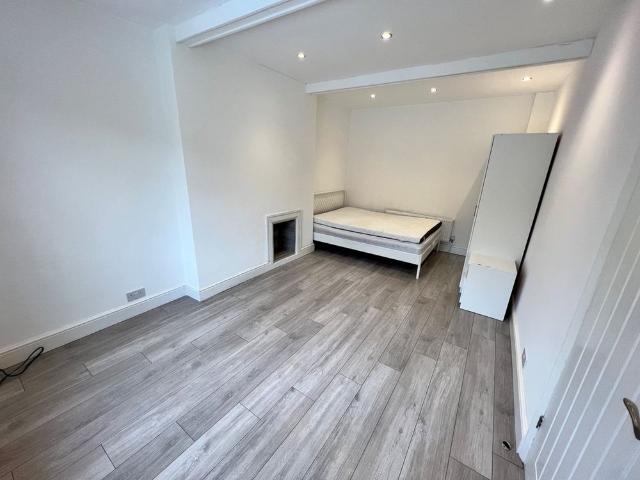 4 Bed Terraced House, Eltham Green Road Kidbrook Village, SE9