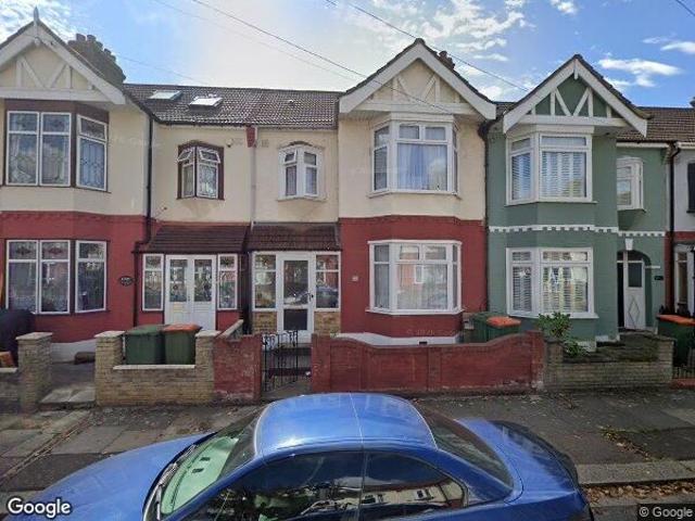 4 Bed Terraced House, Eustace Road, E6