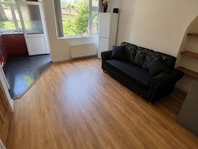 4 Bed Terraced House, Gipsy Lane, B23