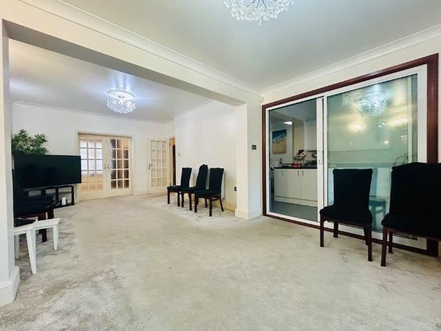 4 Bed Terraced House, Griggs Road, E10