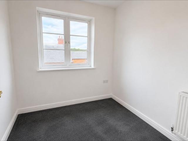 4 Bed Terraced House, Highbury Avenue, NG6