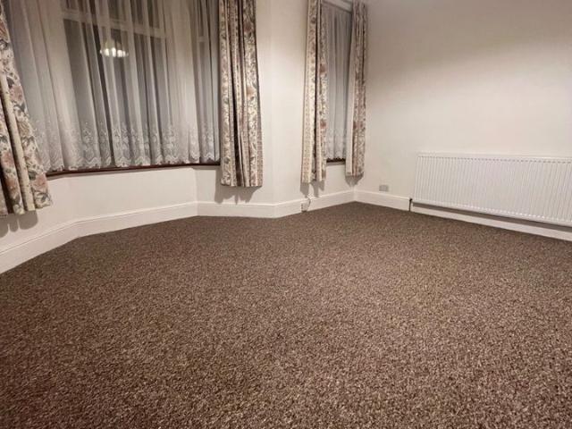4 Bed Terraced House, London, E13