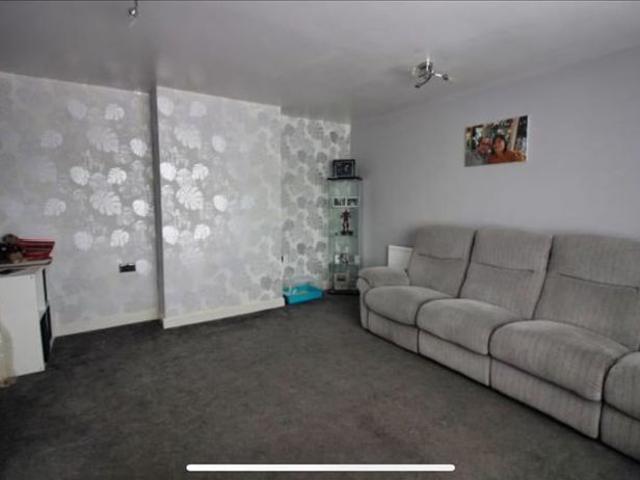 4 Bed Terraced House, Manor Park Rise, S2