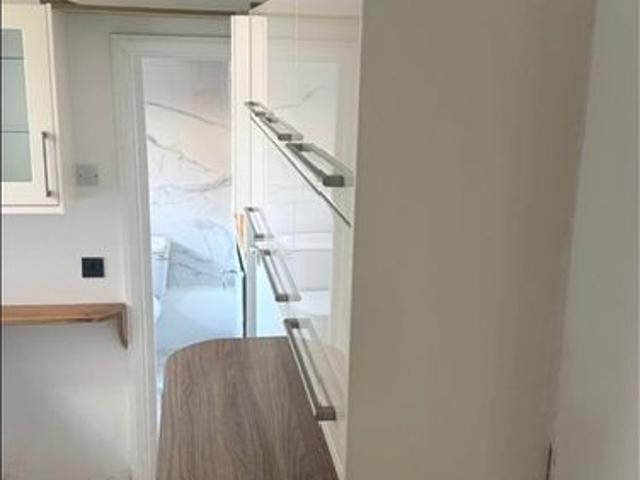 4 Bed Terraced House, Milton Road, LU1