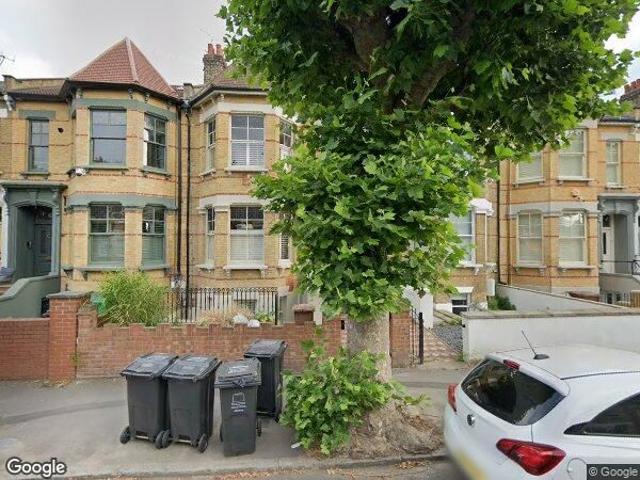 4 Bed Terraced House, Mildenhall Road, E5