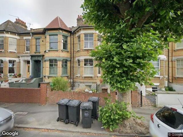 4 Bed Terraced House, Mildenhall Road, E5