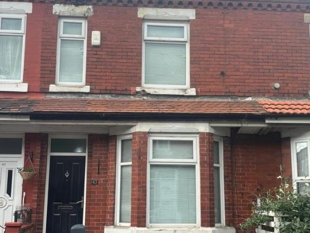 4 Bed Terraced House, Ruskin Avenue, M14