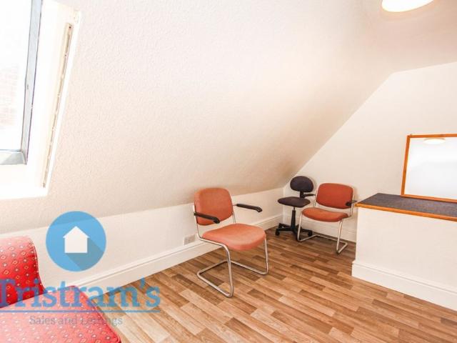 4 bed Apartment for Rent