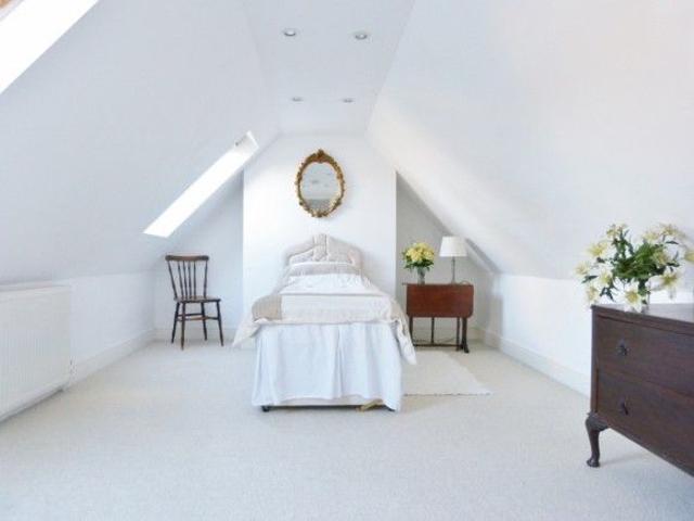 4 Bed Apartment,Lansdowne Road, Hove PARKING £2250