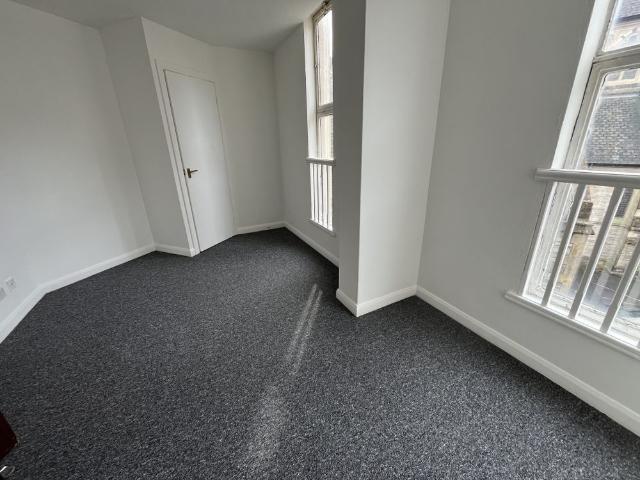 4 bed apartment to rent in St Peters Road, Bournemouth, BH1