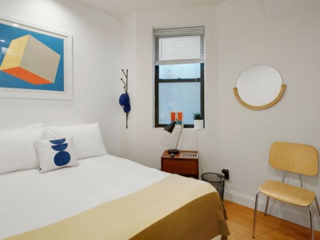 4 Bed beautifully decorated in the LES!