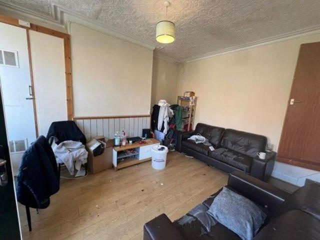 4 Bed Brudenell Street, Hyde Park, Leeds