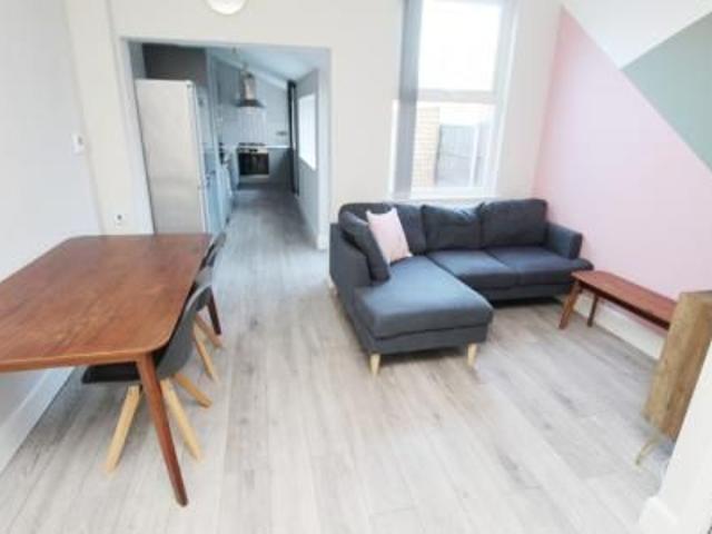 4 BED City Road, Dunkirk, Nottingham, NG7