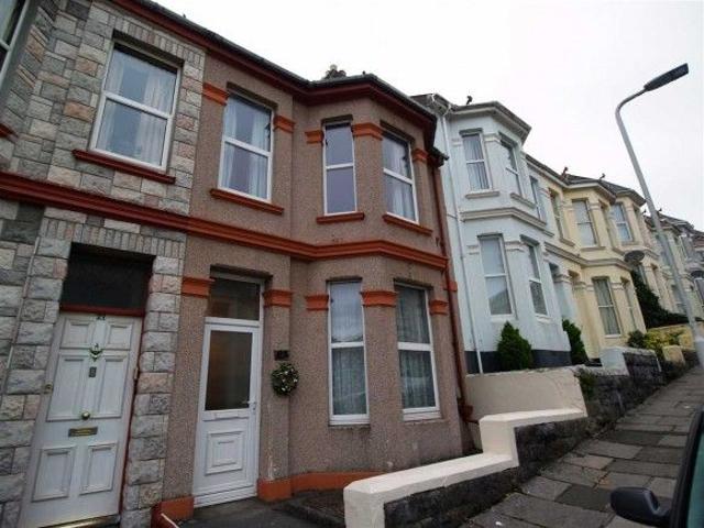 4 Bed Cranbourne Avenue, Plymouth