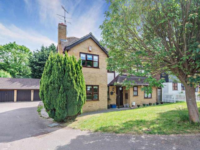4 Bed, Detached, Wheatfields, Harlow, CM17 [INVESTMENT PROPERTY]