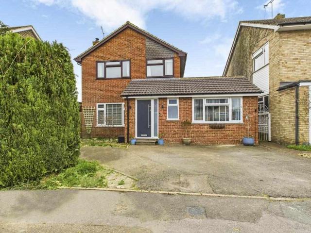 4 Bed, Detached, Dovecote Close, Aylesbury, HP17 [INVESTMENT PROPERTY]