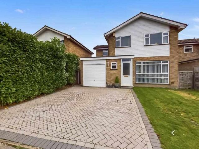 4 Bed, Detached, Dovecote Close, Princes Risborough, HP27 [INVESTMENT PROPERTY]