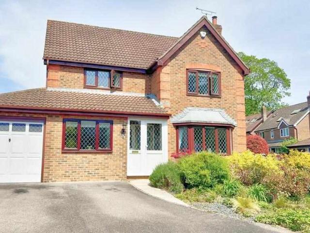 4 Bed, Detached, Home Way, Petersfield, GU31 [INVESTMENT PROPERTY]