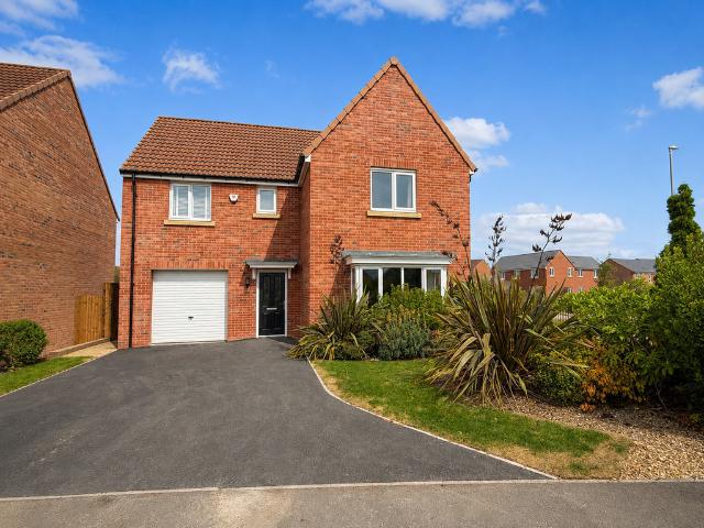 4 bed detached house to rent in Primrose Drive, Sowerby, YO7
