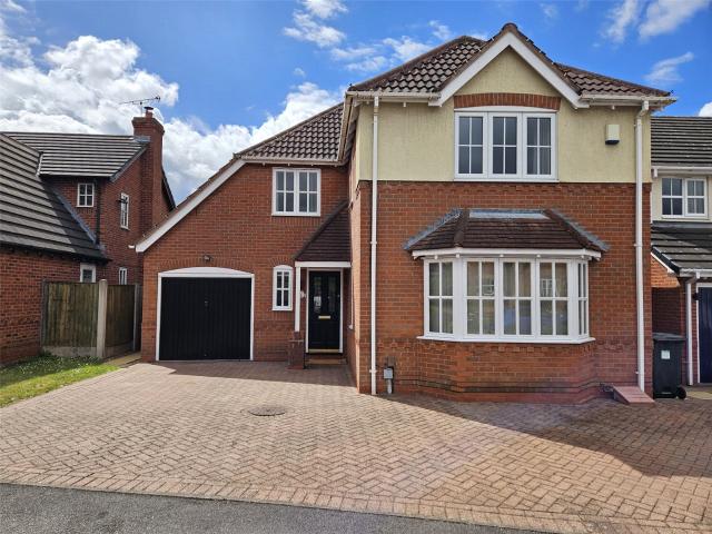 4 bed detached house to rent in Whinlatter Drive, West Bridgford, Nottingham, Nottinghamshire, NG2 £1,850 per month