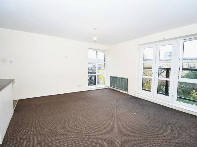 4 Bed Detached House, Alphabet Square, E3