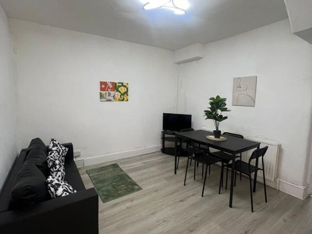 4 Bed Detached House, Morley Road, E15
