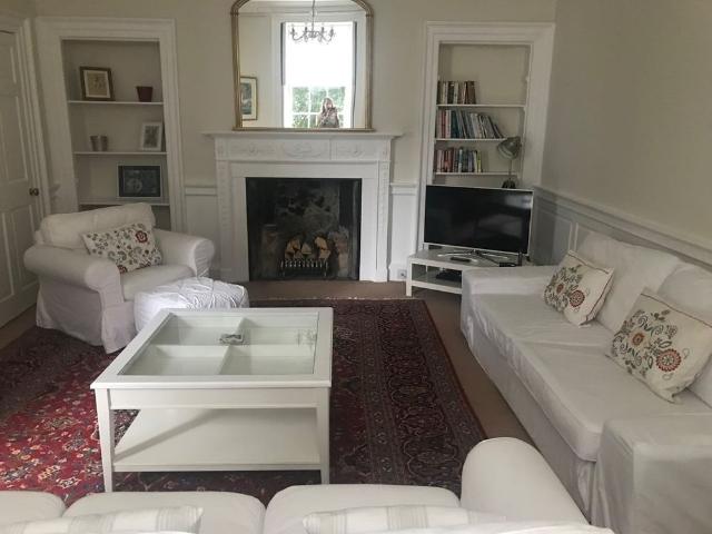 4 Bed Detached House, Reids Court, EH8