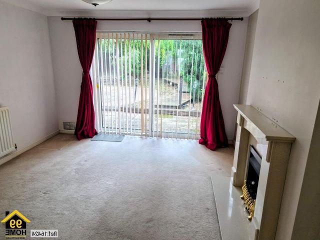 4 bed Detached in Torrington Avenue, Coventry, CV4 9AR