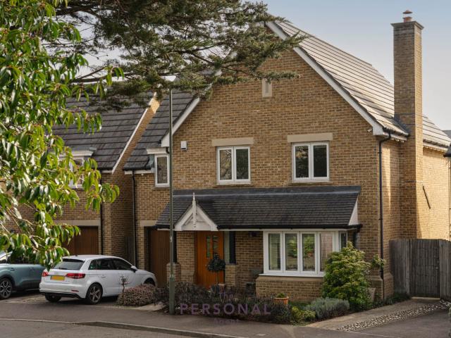 4 bed detached let
