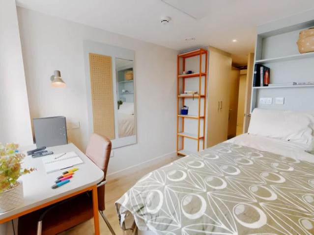 4 Bed Ensuite
