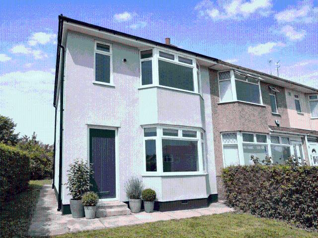 4 Bed End of Terrace House to rent