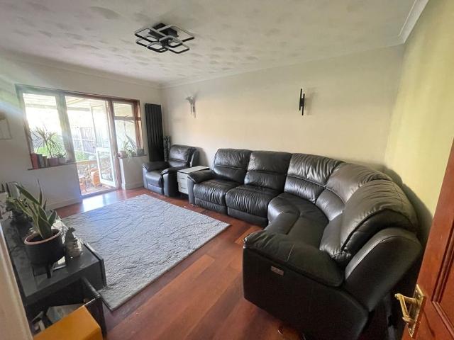 4 Bed End Terrace, Torbay Road, HA2