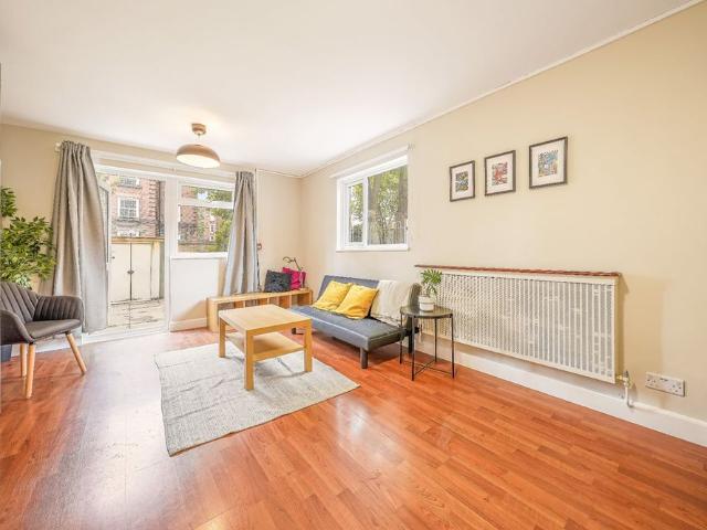 4 Bed End Terrace, Wesley Close, SE17