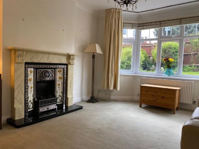 4 Bed End Terrace, Cranbury Road, RG30