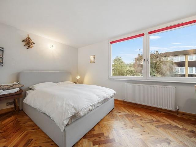 4 Bed End Terrace, Edenham Way, W10
