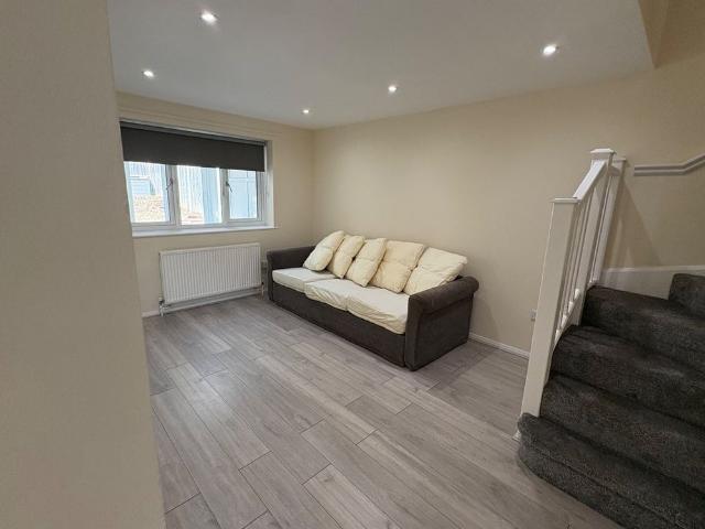 4 Bed End Terrace, Jack Clow Road, E15