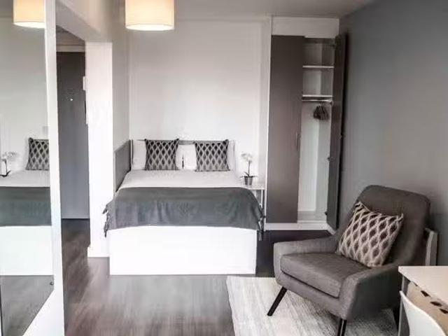 4 Bed Ensuite