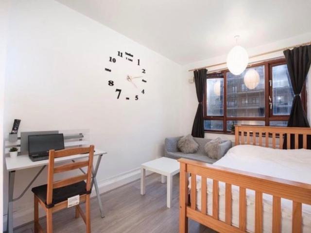 4 Bed Flat, Mulletsfield, WC1H