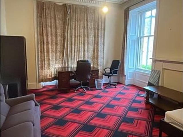 4 Bed Flat, Otago St, G12
