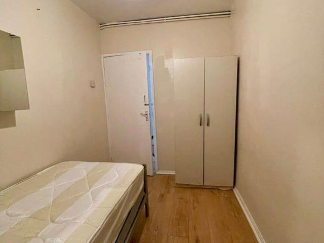 4 Bed Flat, Bantry House, E1