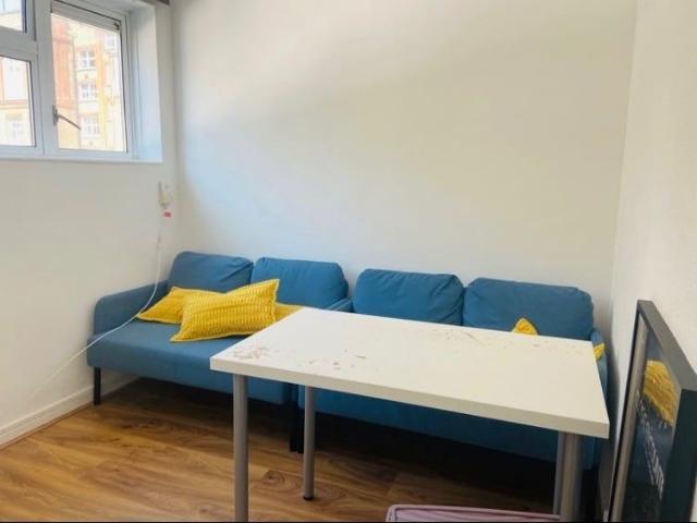4 Bed Flat, Bronti Close, SE17
