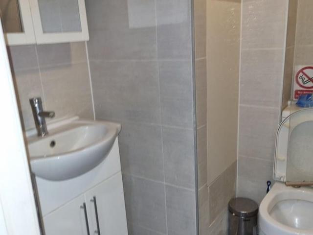 4 Bed Flat, Chusan Place, E14
