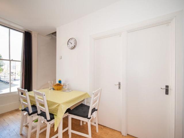 4 Bed Flat, Commerical Road, E1